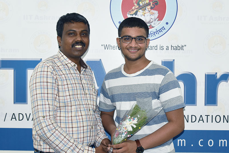 Our Gallery - IIT ASHRAM - VADODARA For IIT-JEE, NTSE, NSEJS, KVPY ...