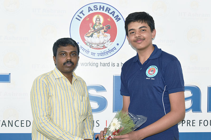 Our Gallery - IIT ASHRAM - VADODARA For IIT-JEE, NTSE, NSEJS, KVPY ...
